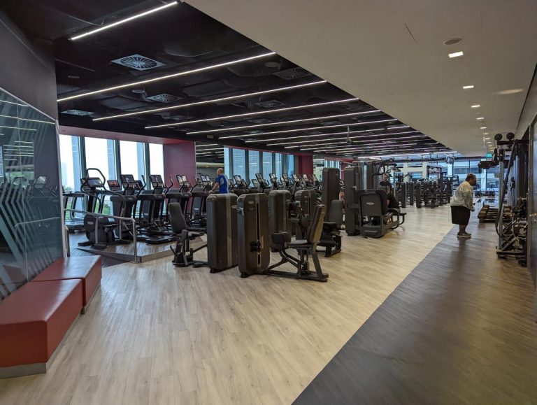 Best Gyms In Singapore: From Someone Who Actually Works Out | Johnny Africa